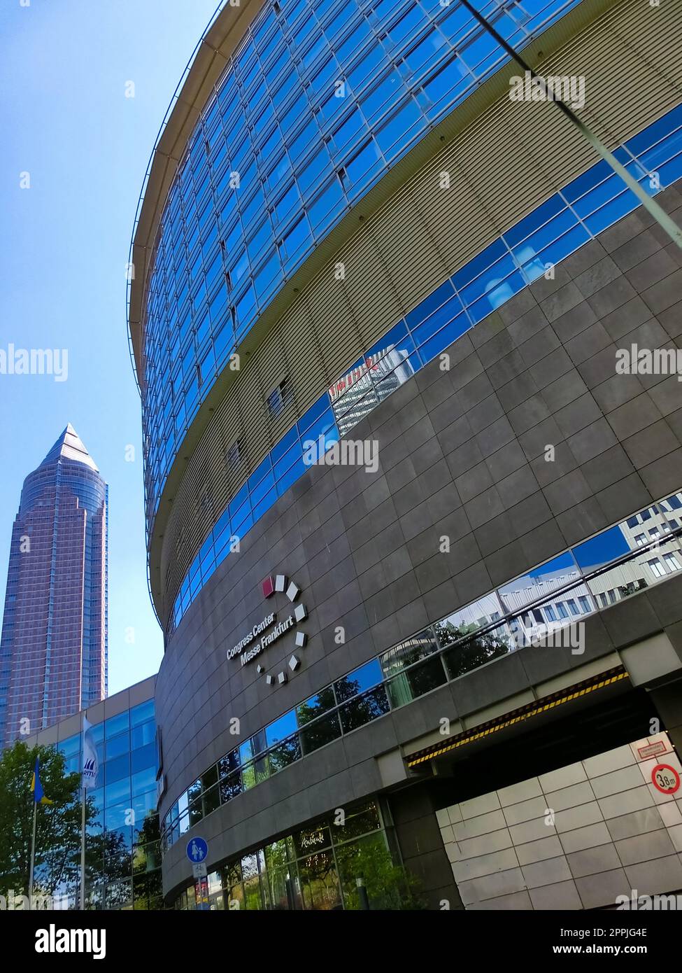 Maritim hotel frankfurt hi-res stock photography and images - Alamy
