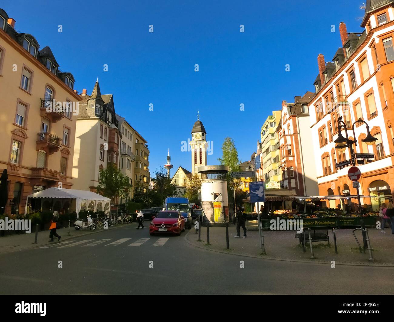 Residential area in Frankfurt am Main, Germany Stock Photo - Alamy