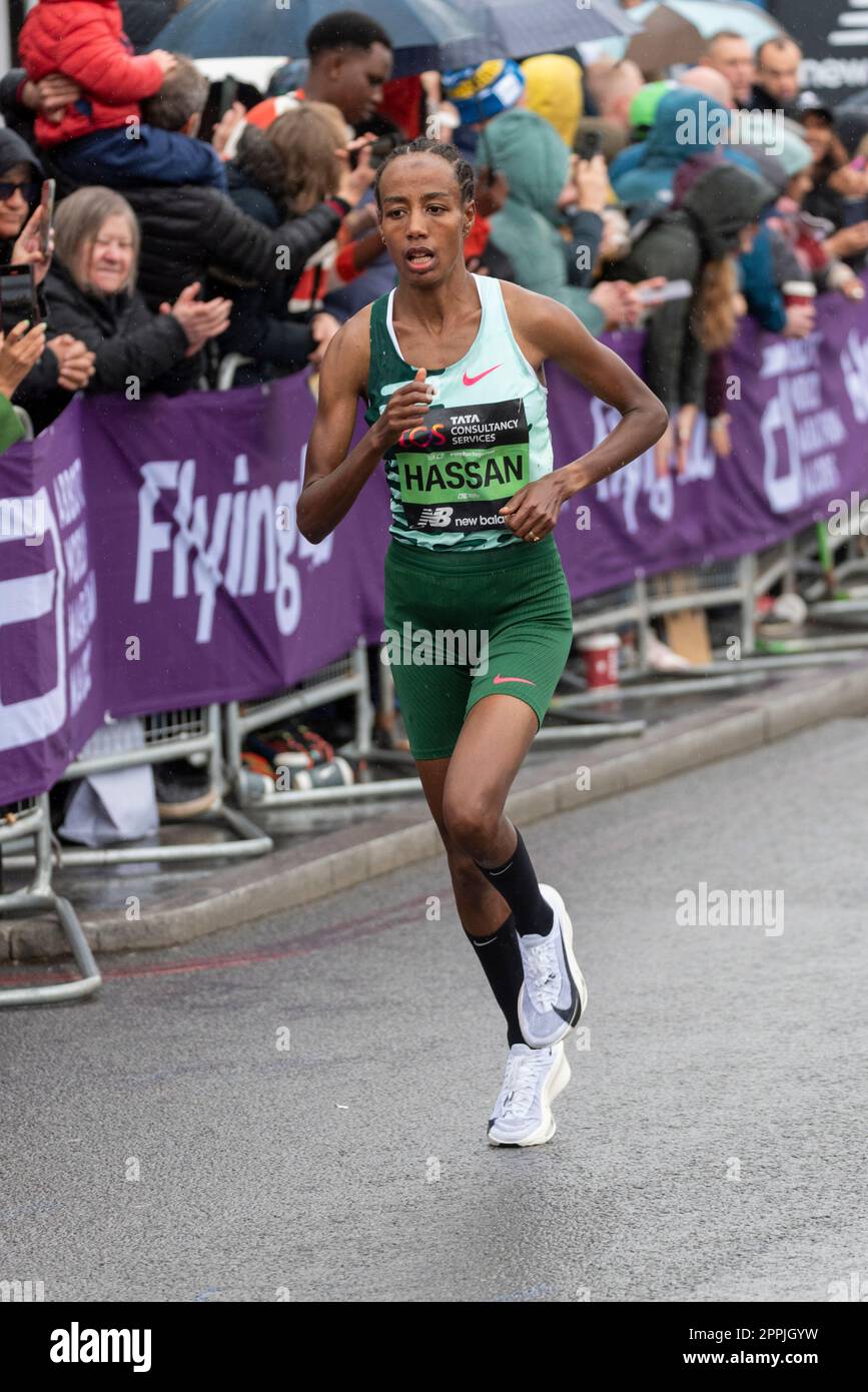 Sifan Hassan competing in the TCS London Marathon 2023 passing through ...