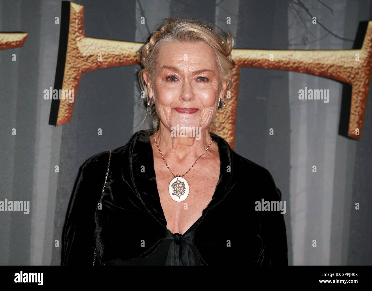 London, UK. 24th Feb, 2022. Sarah Collier attends the "Outlander ...