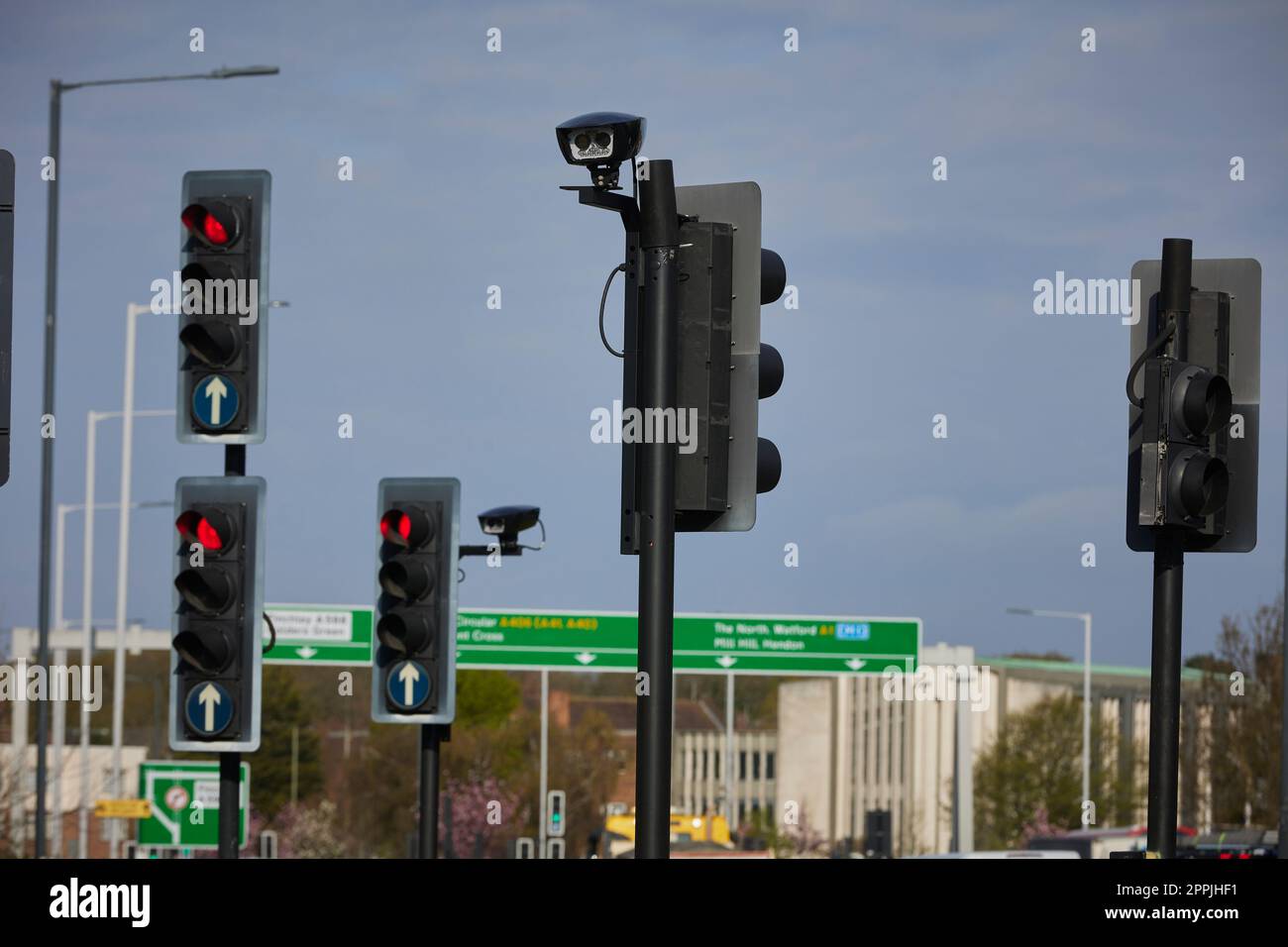 Ultra Low Emission Zone (ULEZ) cameras at Henlys Corner, A406 North ...