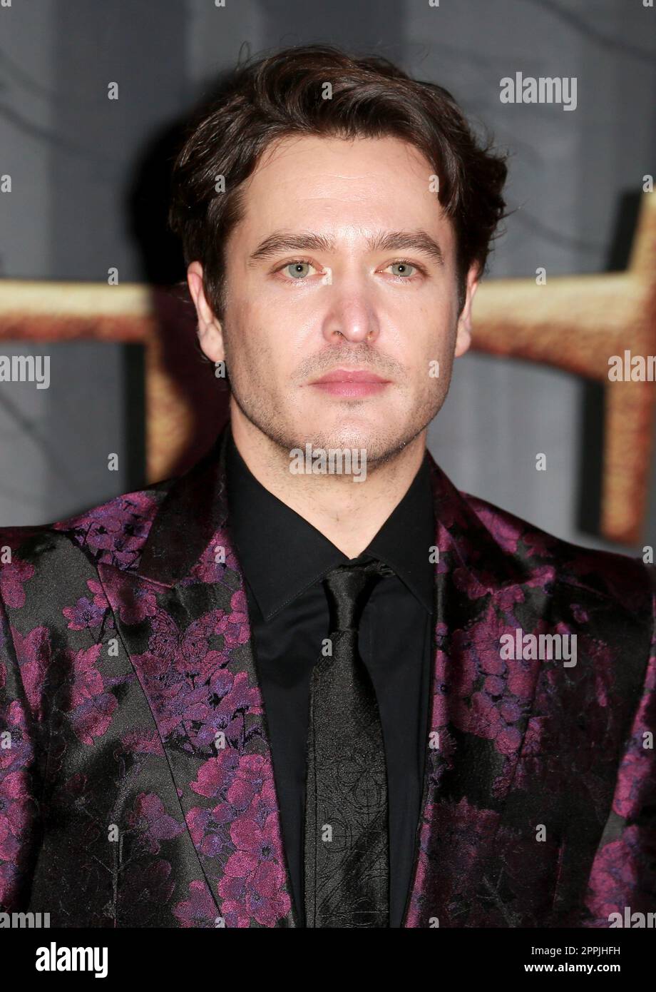 Alamy alexander vlahos hi-res stock photography and images - Alamy