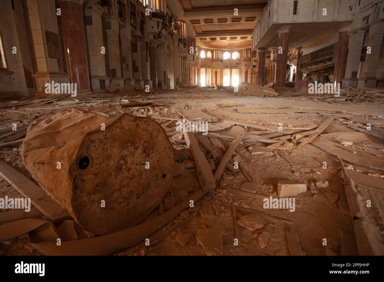 Camp Victory American base in Baghdad during occupation Stock Photo - Alamy