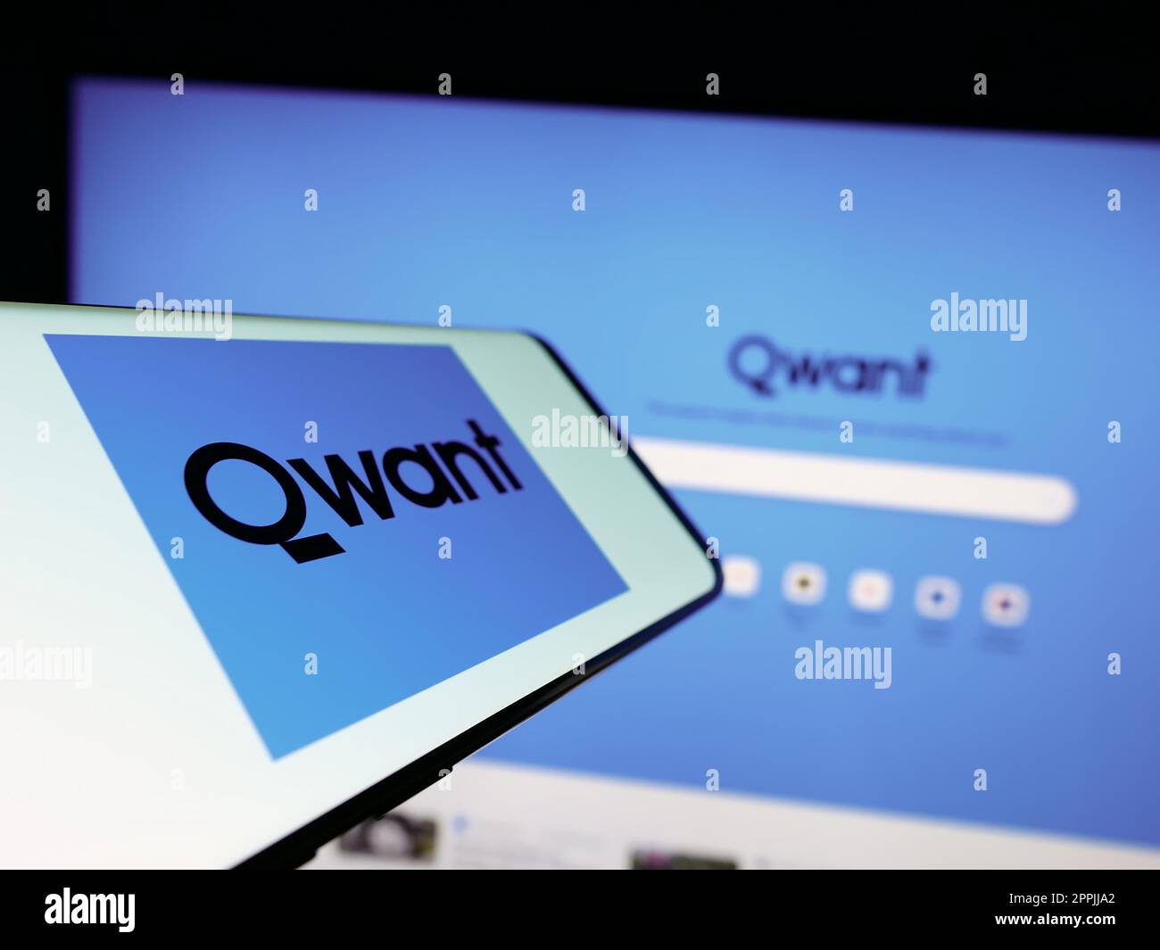 Mobile phone with logo of French search engine company Qwant SAS on ...