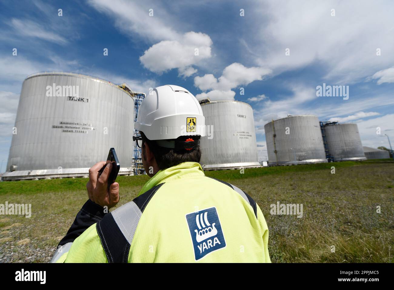 Peez, Germany. 24th Apr, 2023. View of a tank from Yaha at the Peez ...