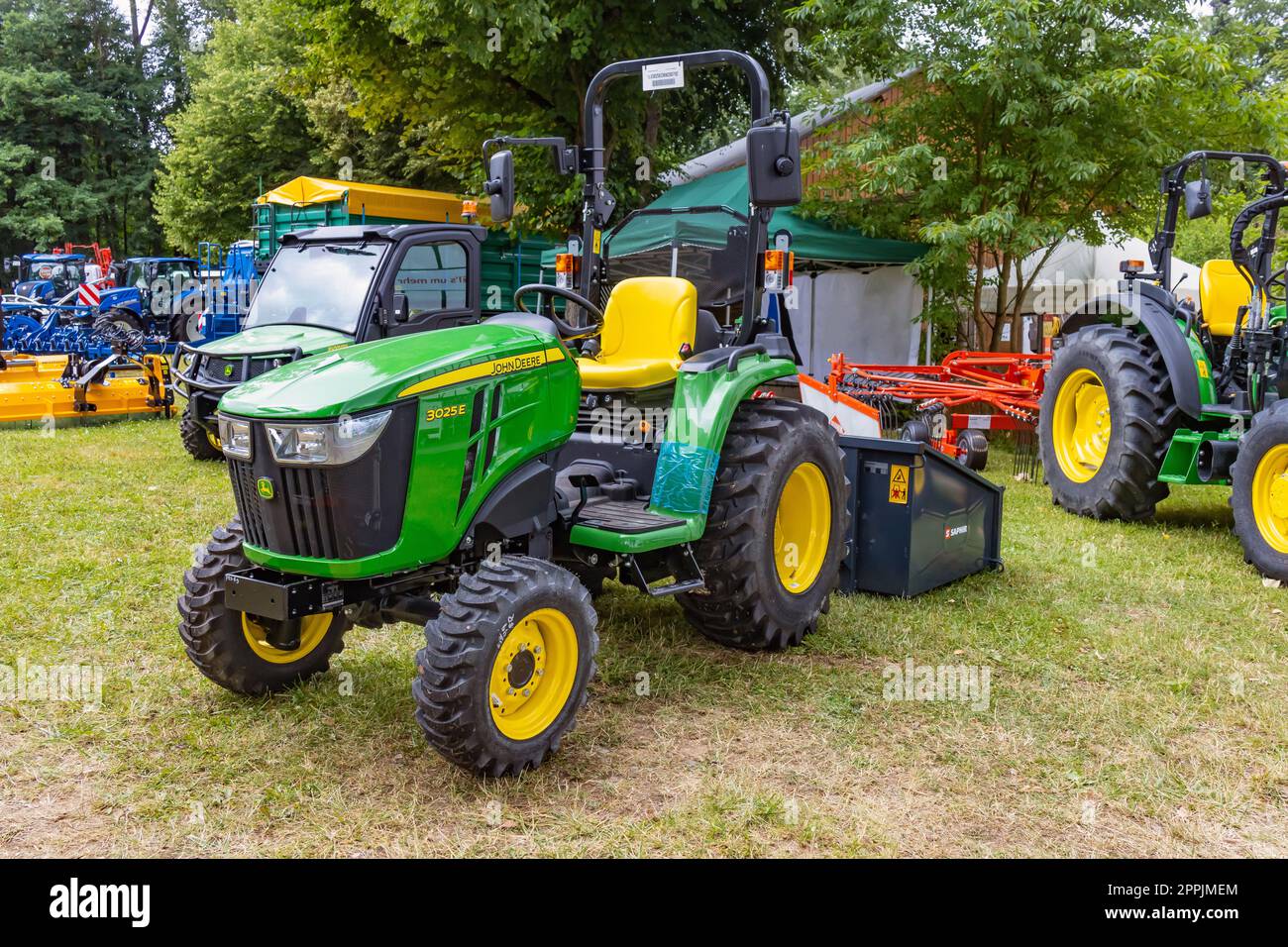 Agricultural trade fair hi-res stock photography and images - Alamy
