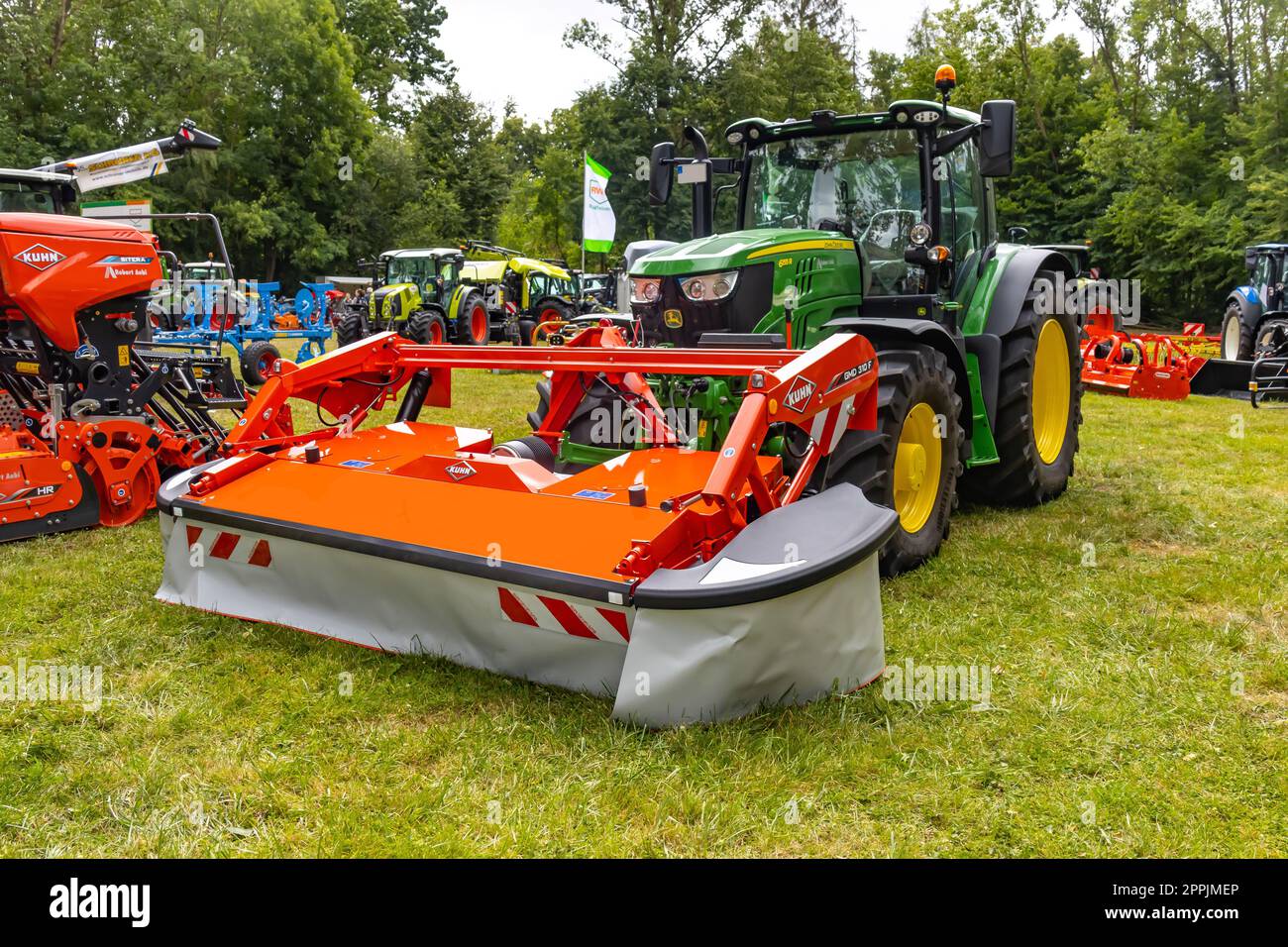 Symbol john deere hi-res stock photography and images - Alamy