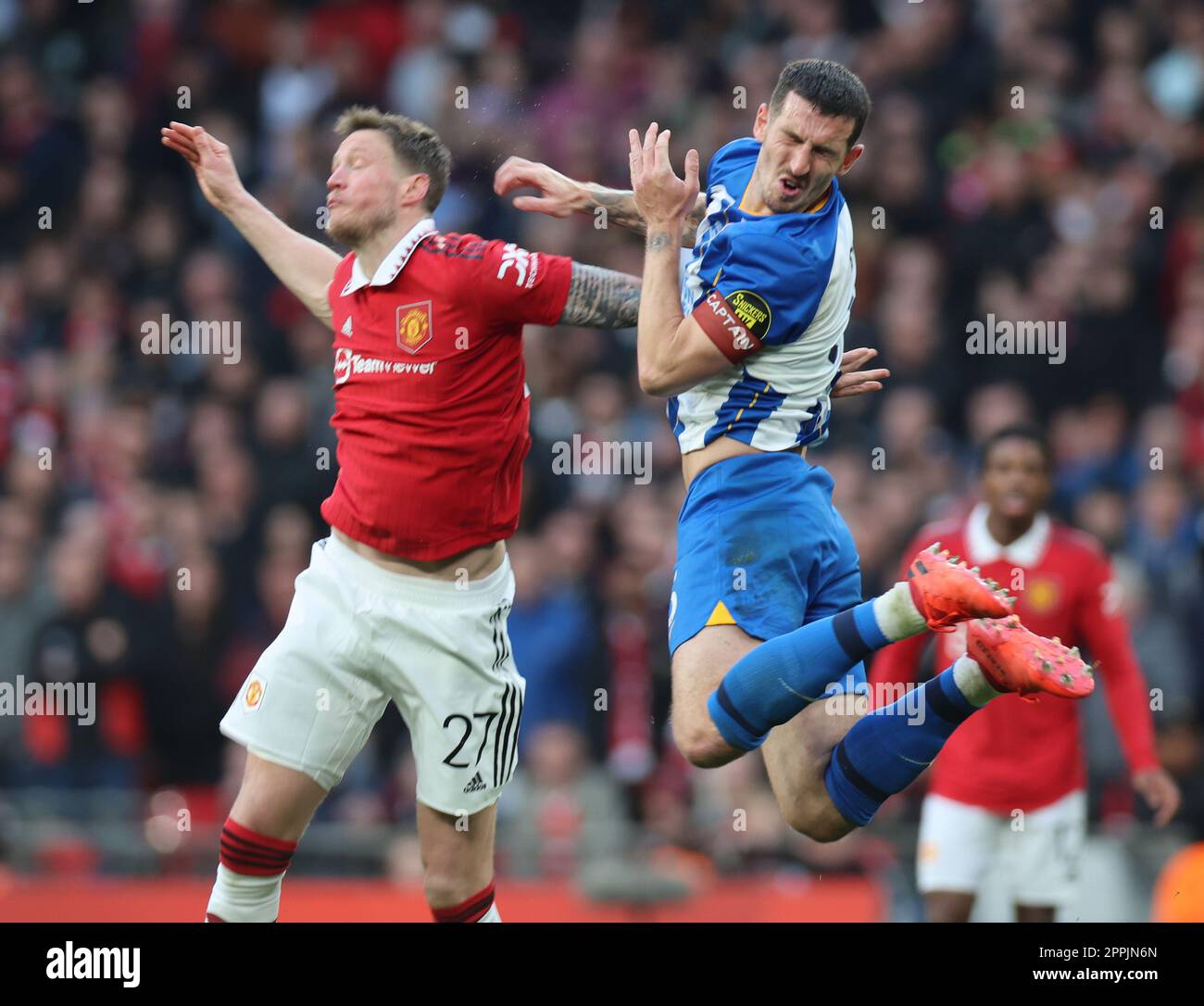 Lewis dunk soccer hi-res stock photography and images - Alamy