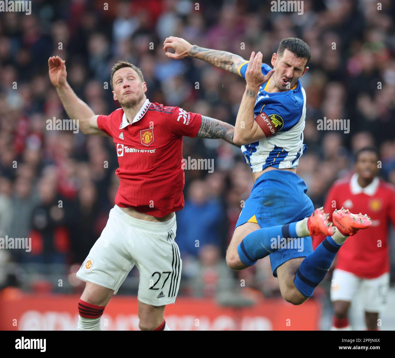Lewis dunk soccer hi-res stock photography and images - Alamy