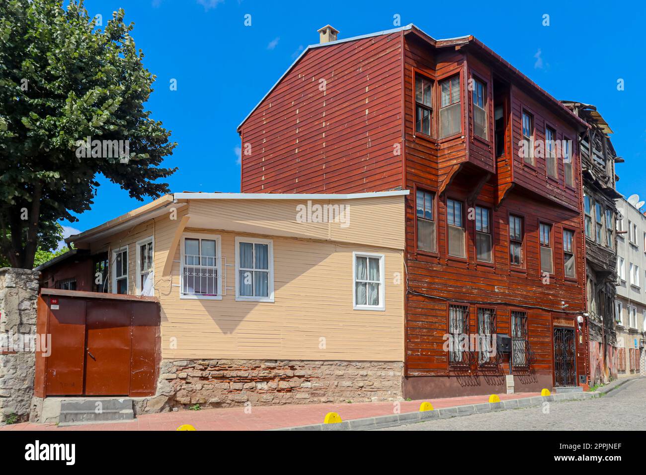 traditional wooden house in a neighborhood of istanbul Stock Photo - Alamy