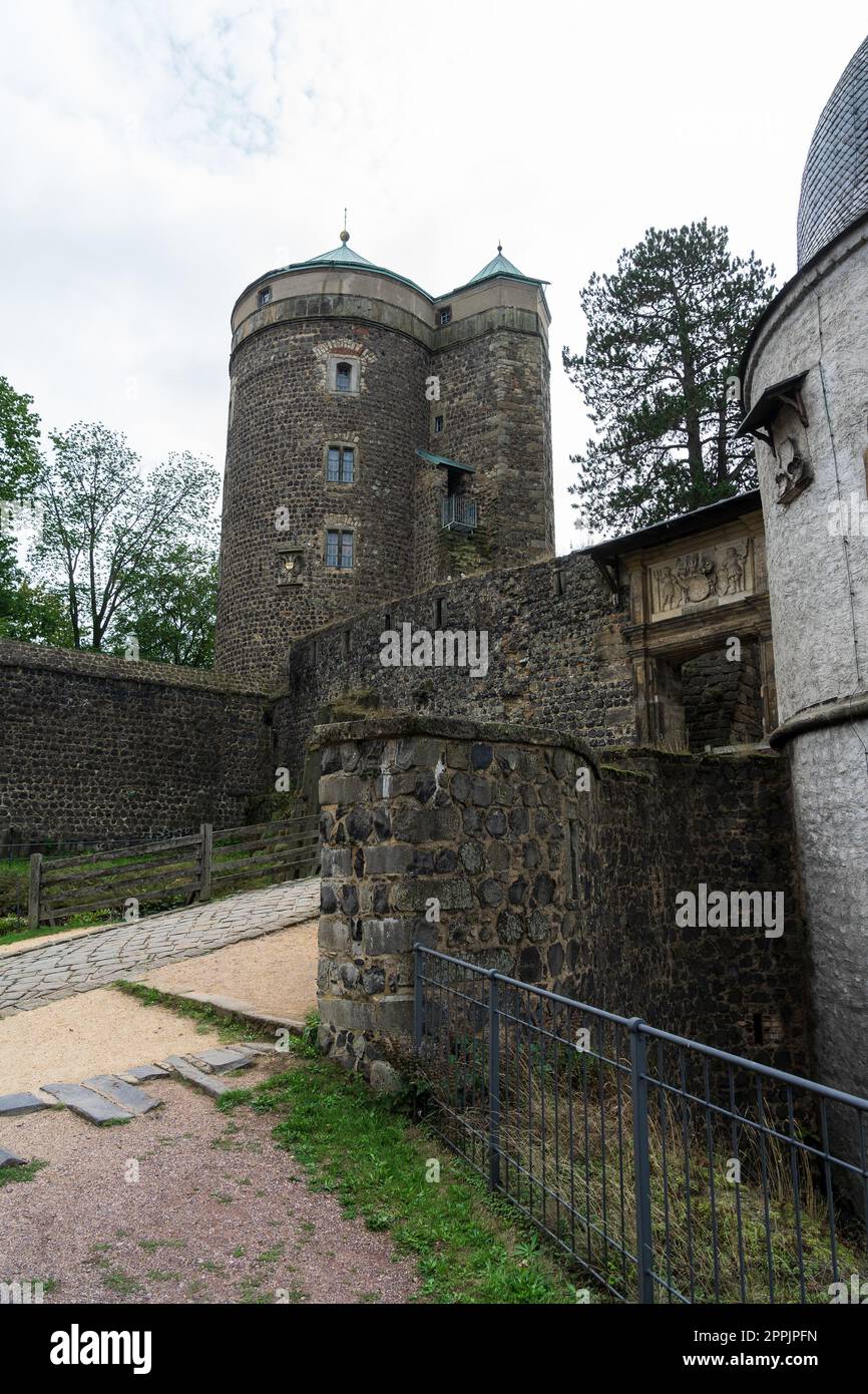 Basalt mountain hi-res stock photography and images - Alamy