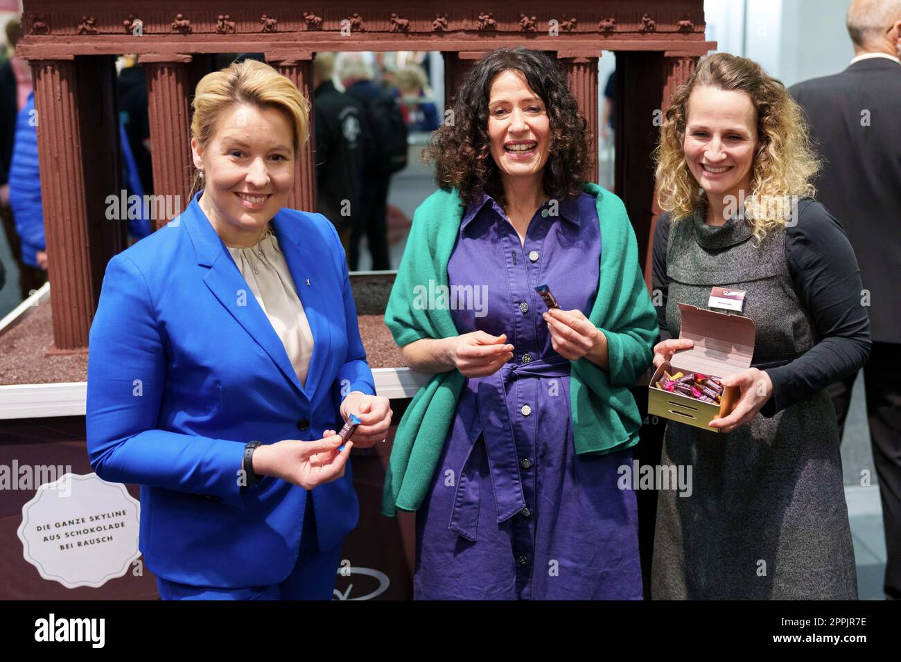 Franziska Giffey, Governing Mayor of Berlin, Bettina Jarasch, Senator ...