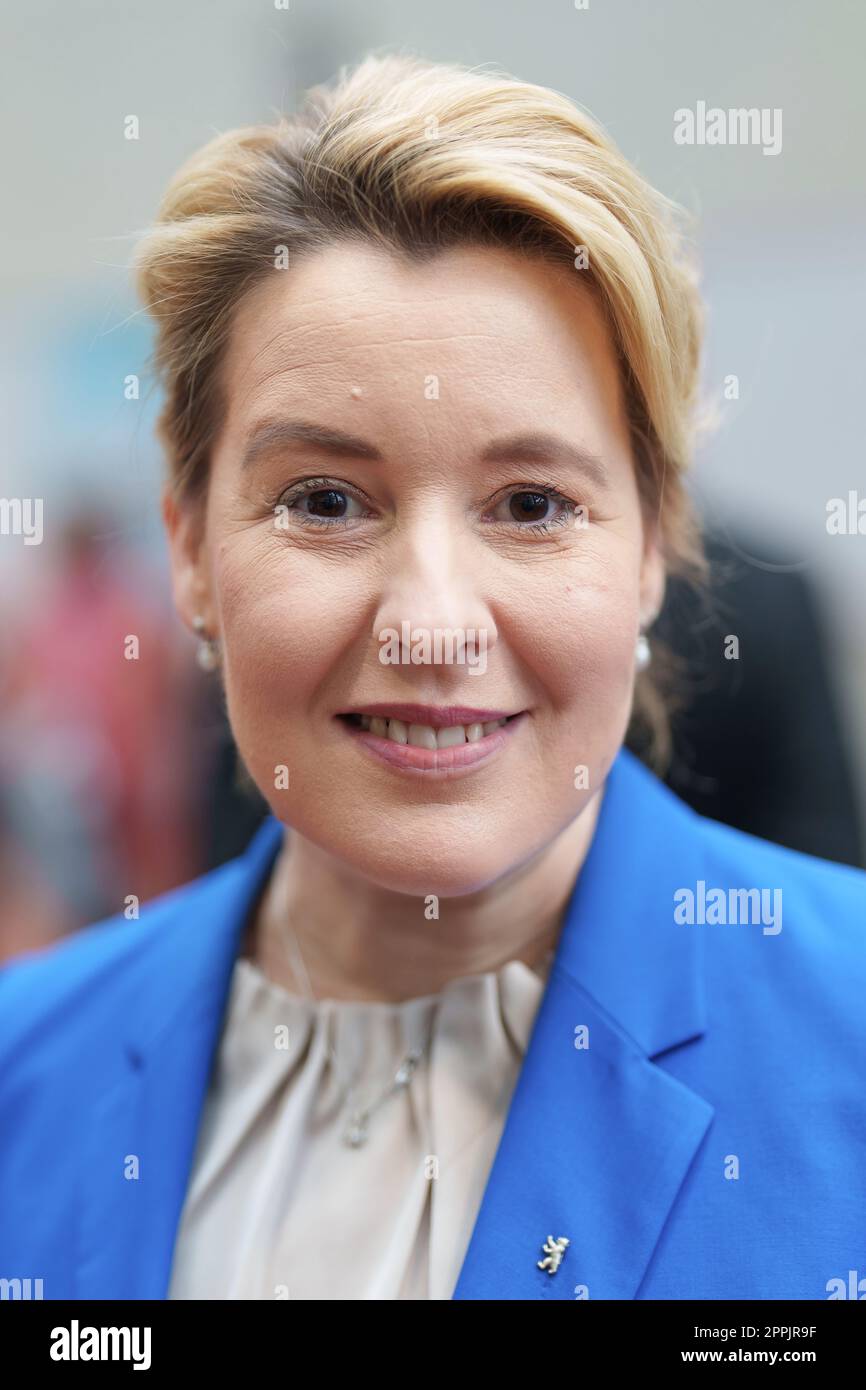 Franziska Giffey, Governing Mayor of Berlin, at the opening tour in ...