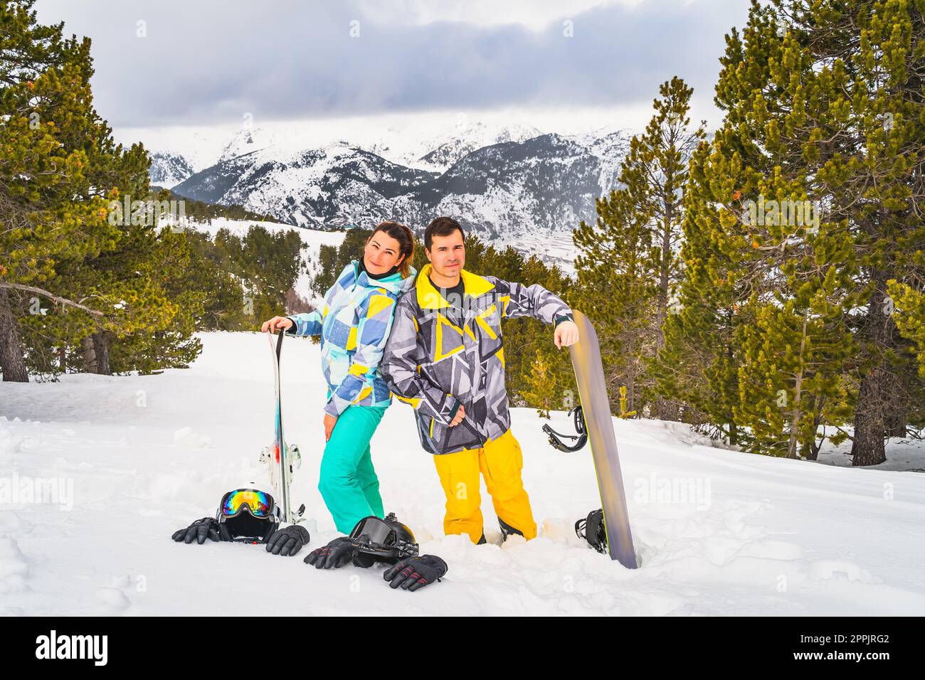 Male model standing pose outdoor hi-res stock photography and images ...