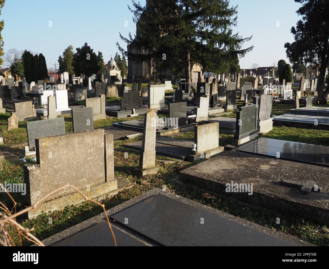 Christian cemetery hi-res stock photography and images - Alamy