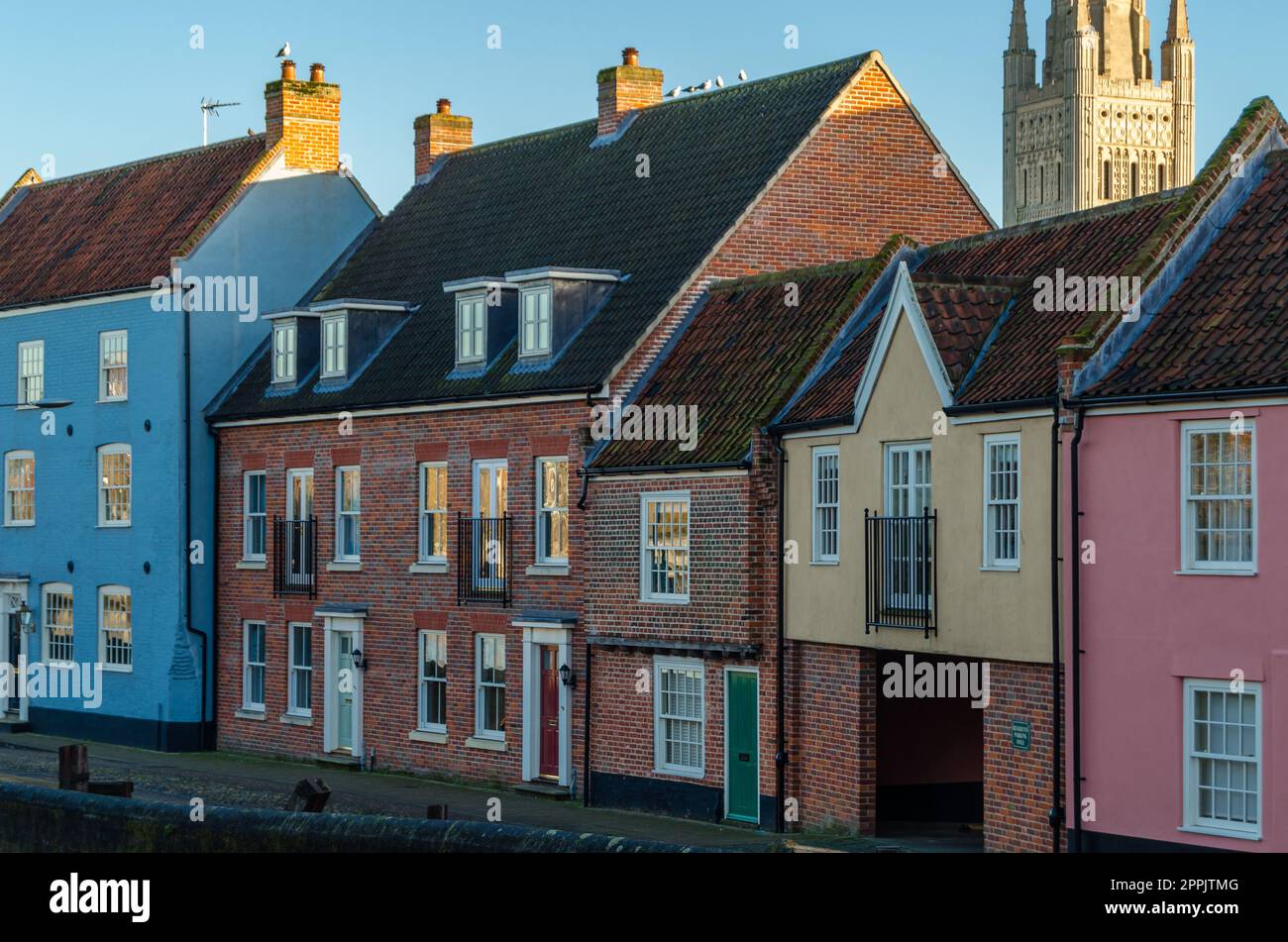 Architecture in the old town of Norwick, UK Stock Photo - Alamy