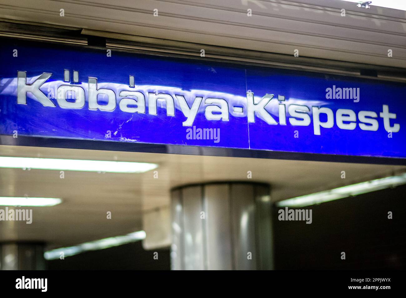 Budapest underground station hi-res stock photography and images - Alamy