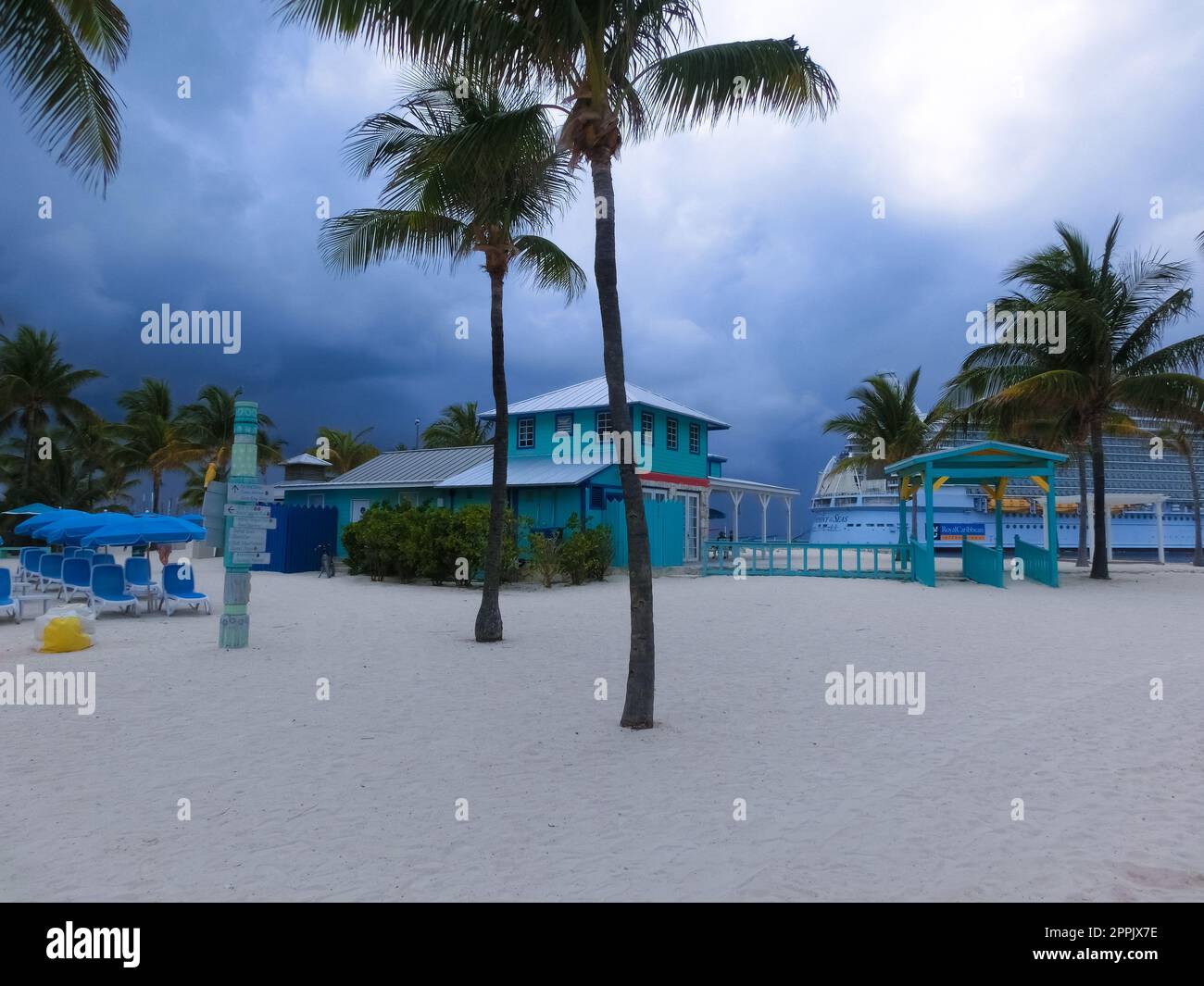 Cococay aerial hi-res stock photography and images - Alamy