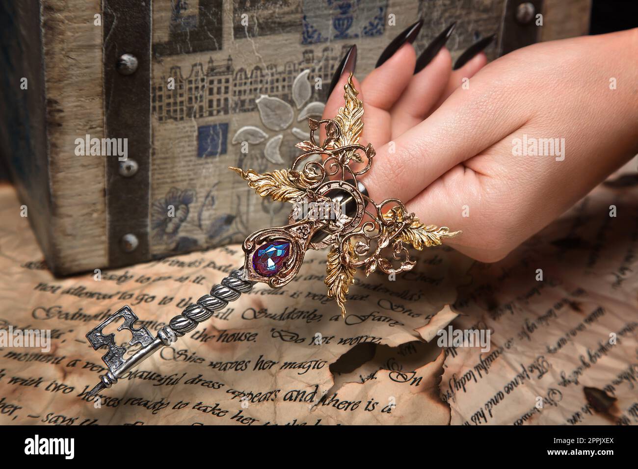 And manicure design hi-res stock photography and images - Alamy