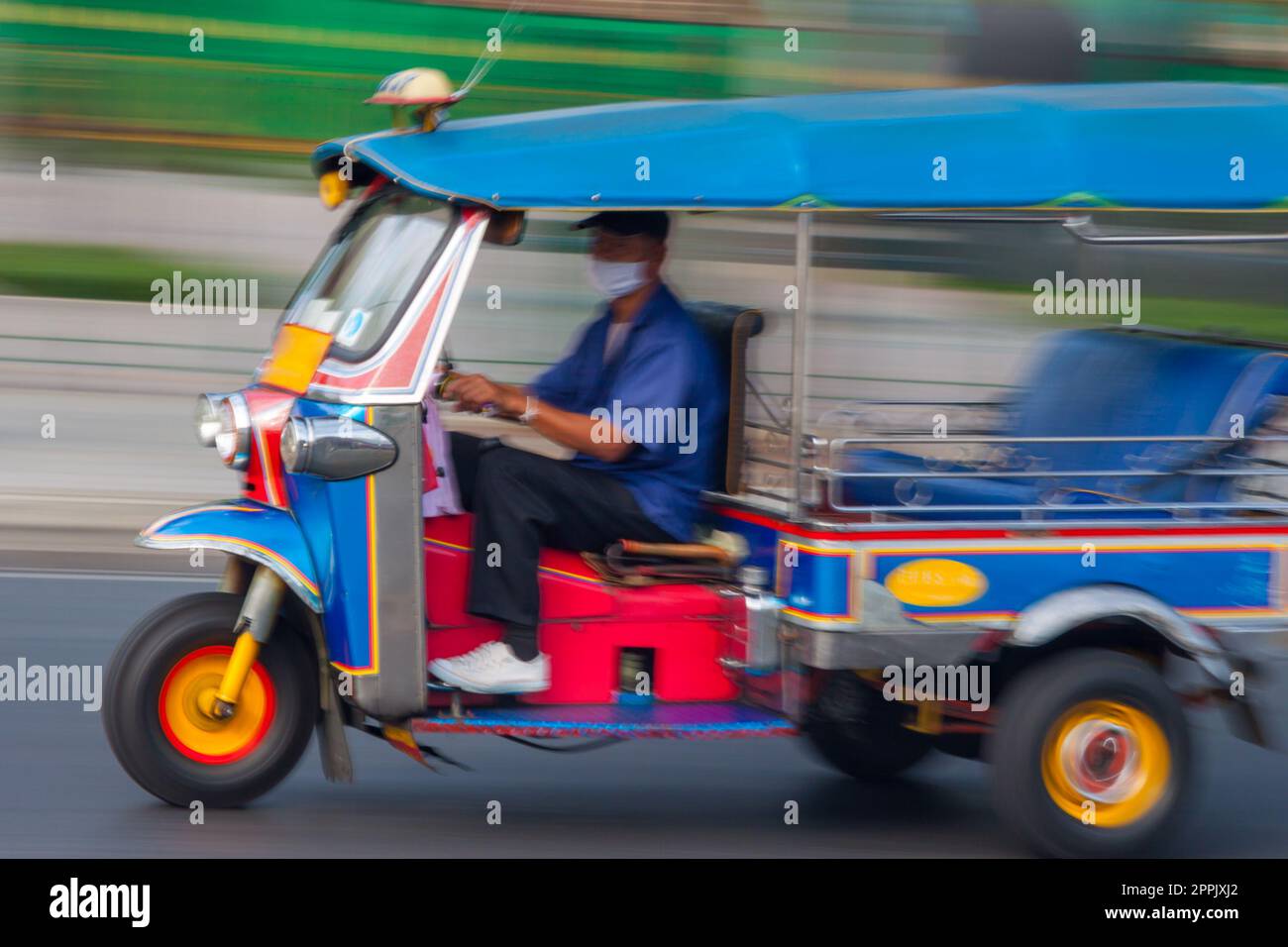 Tuk in motion driving hi-res stock photography and images - Alamy