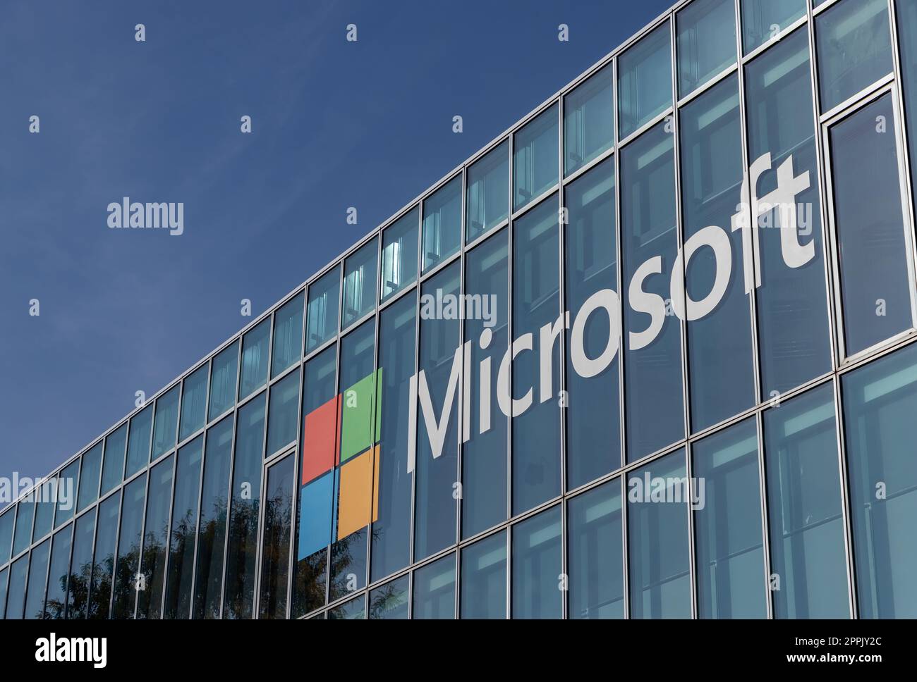 Microsoft Logo in Offices Stock Photo - Alamy