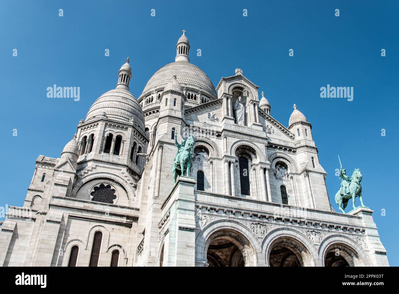 Beautiful famous church Sacre Coeur in Paris Stock Photo - Alamy