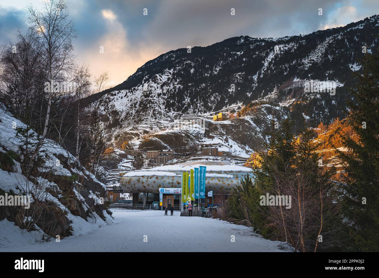 Main ski lift, gondola, of El Tarter town, Grandvalira, Andorra Stock ...