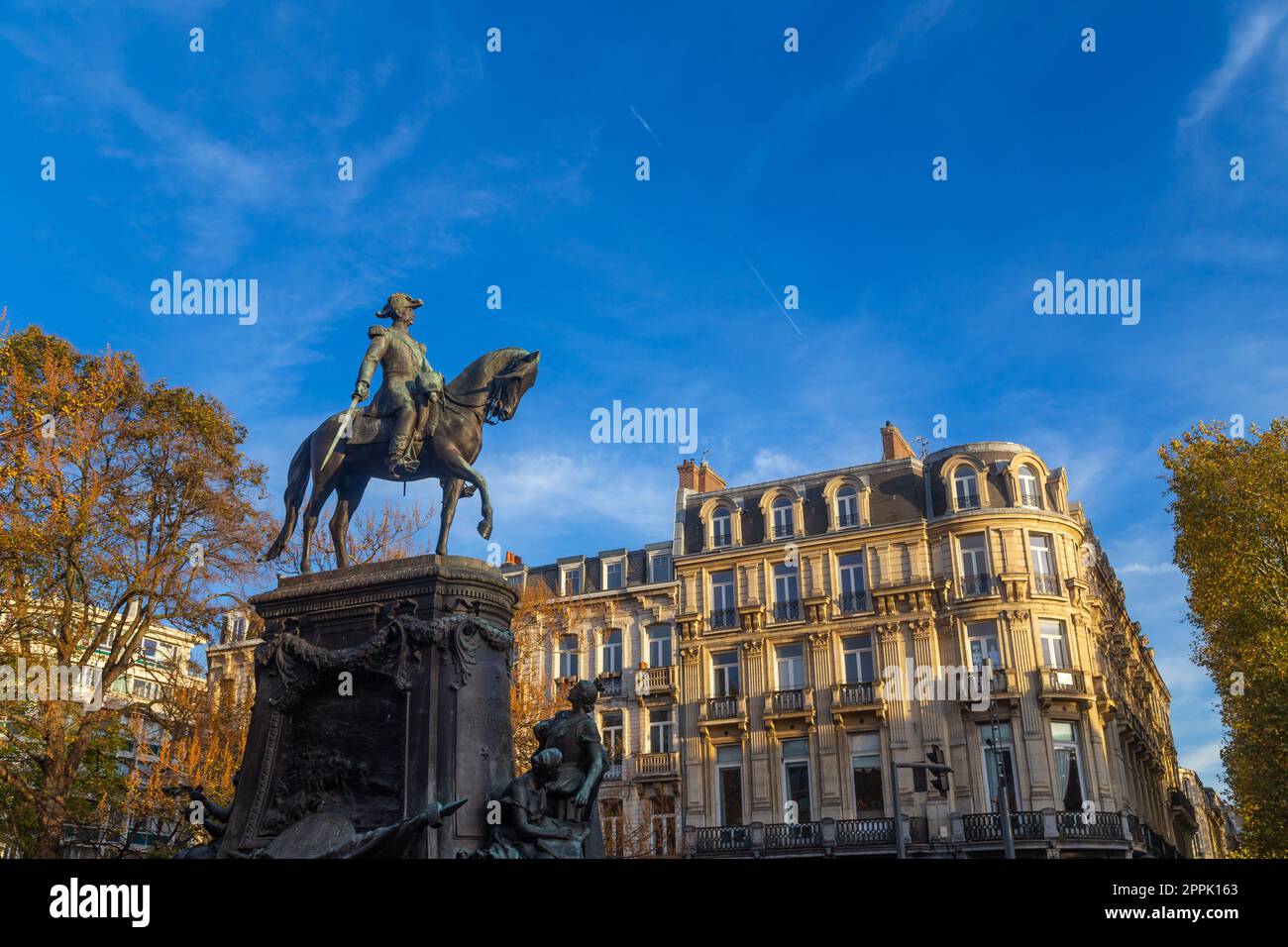 Equestrian Statue of General Louis Faidherbe Stock Photo - Alamy