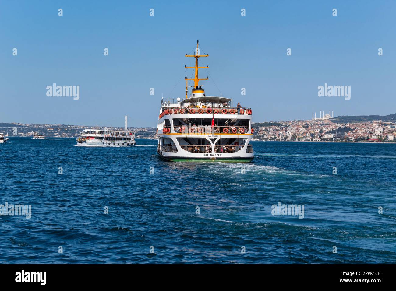 Boat ferry steamboat hi-res stock photography and images - Alamy