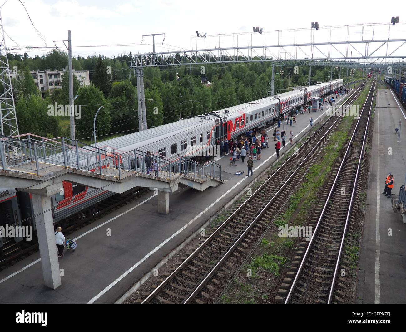 Electric traction docking station hi-res stock photography and images ...