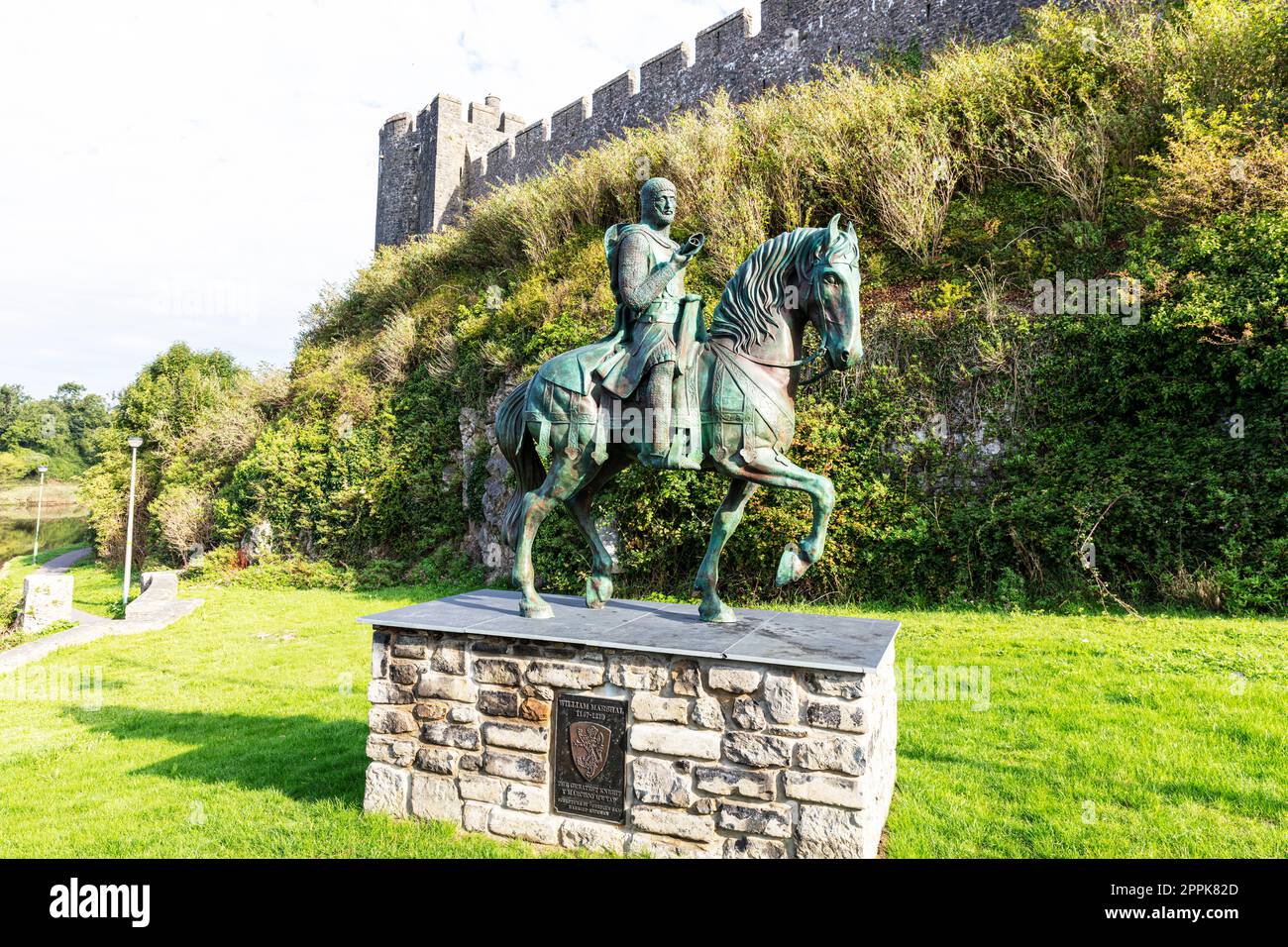 Pembroke Castle (Welsh: Castell Penfro) is a medieval castle in the ...