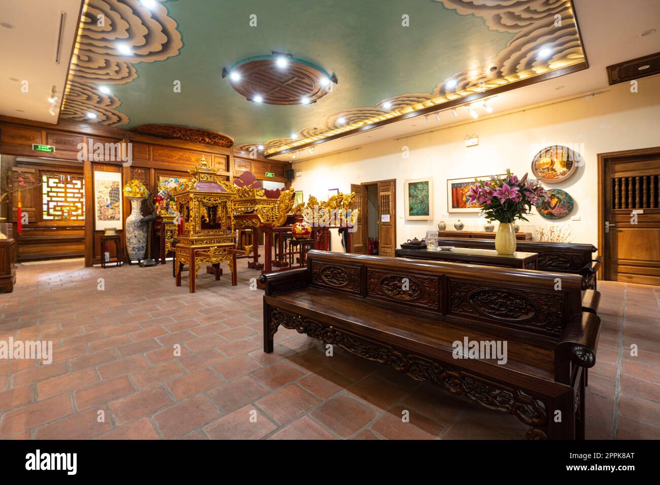 King Le Thai To's Temple in Hanoi, Vietnam Stock Photo - Alamy