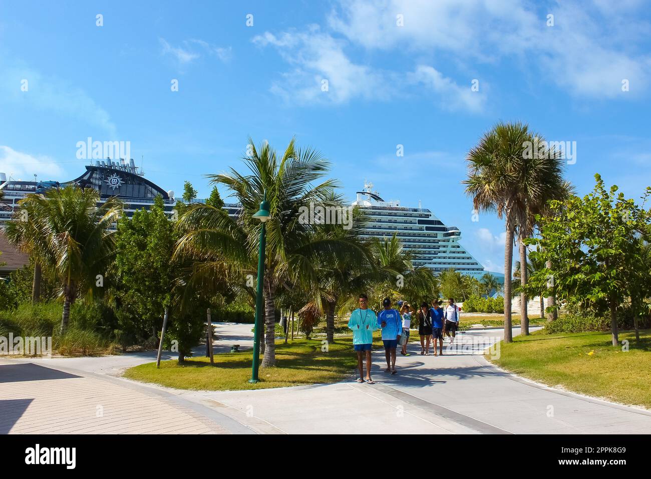 Beach on Ocean Cay Bahamas Island with a colorful houses and turquoise ...
