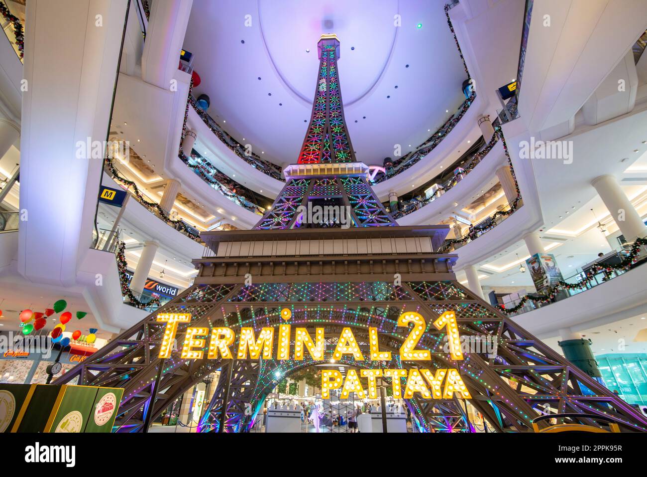 Terminal 21 pattaya thailand hi-res stock photography and images - Alamy
