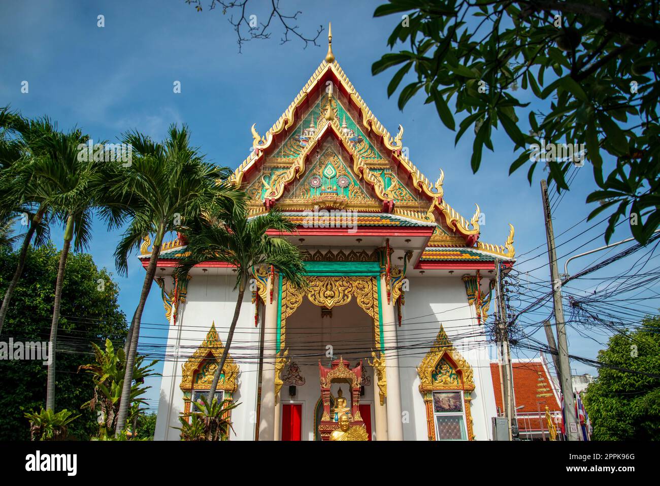 THAILAND SIRACHA WAT NIYOMTHAM Stock Photo - Alamy