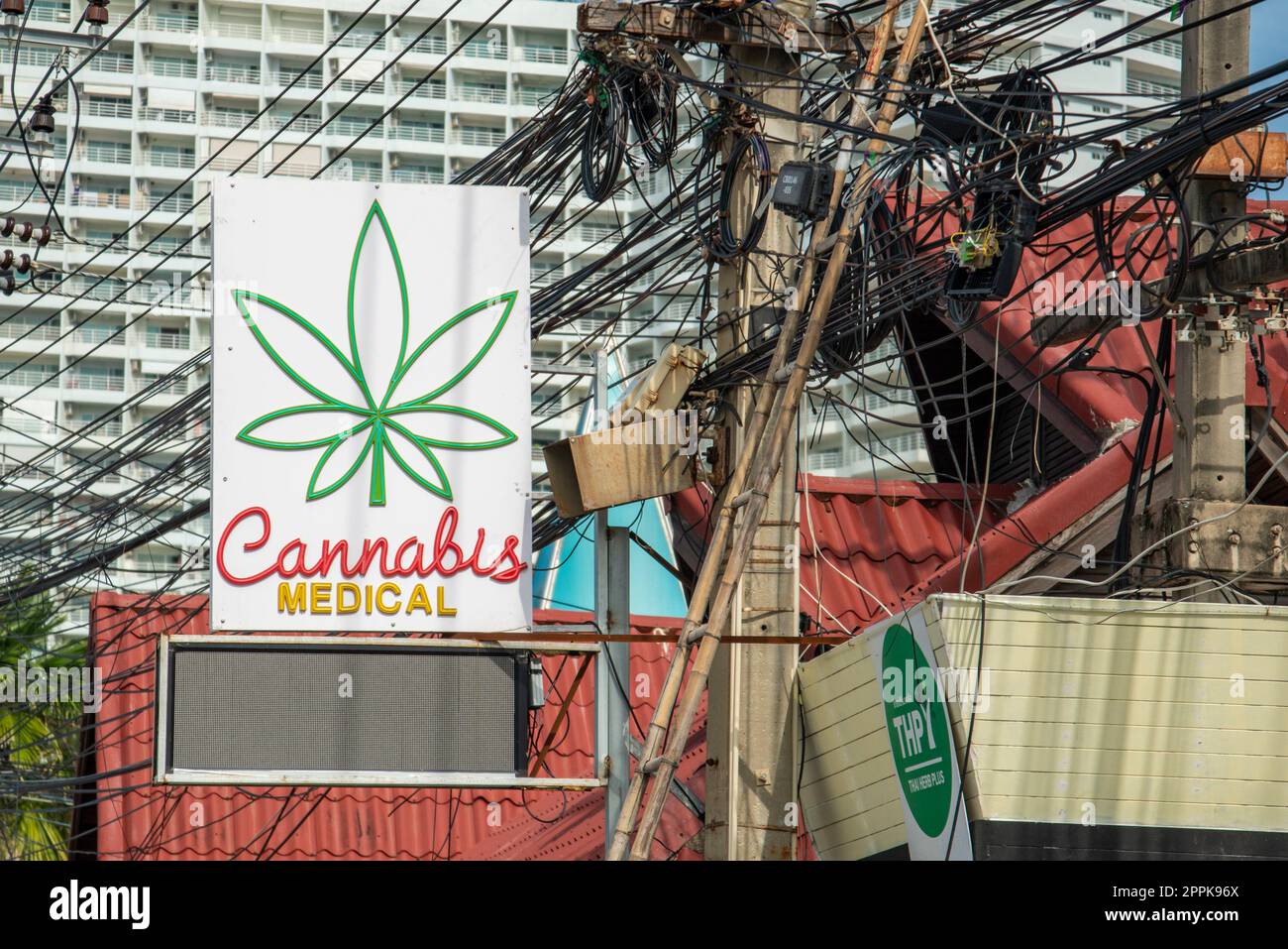 Cannabis shop logo hi-res stock photography and images - Alamy