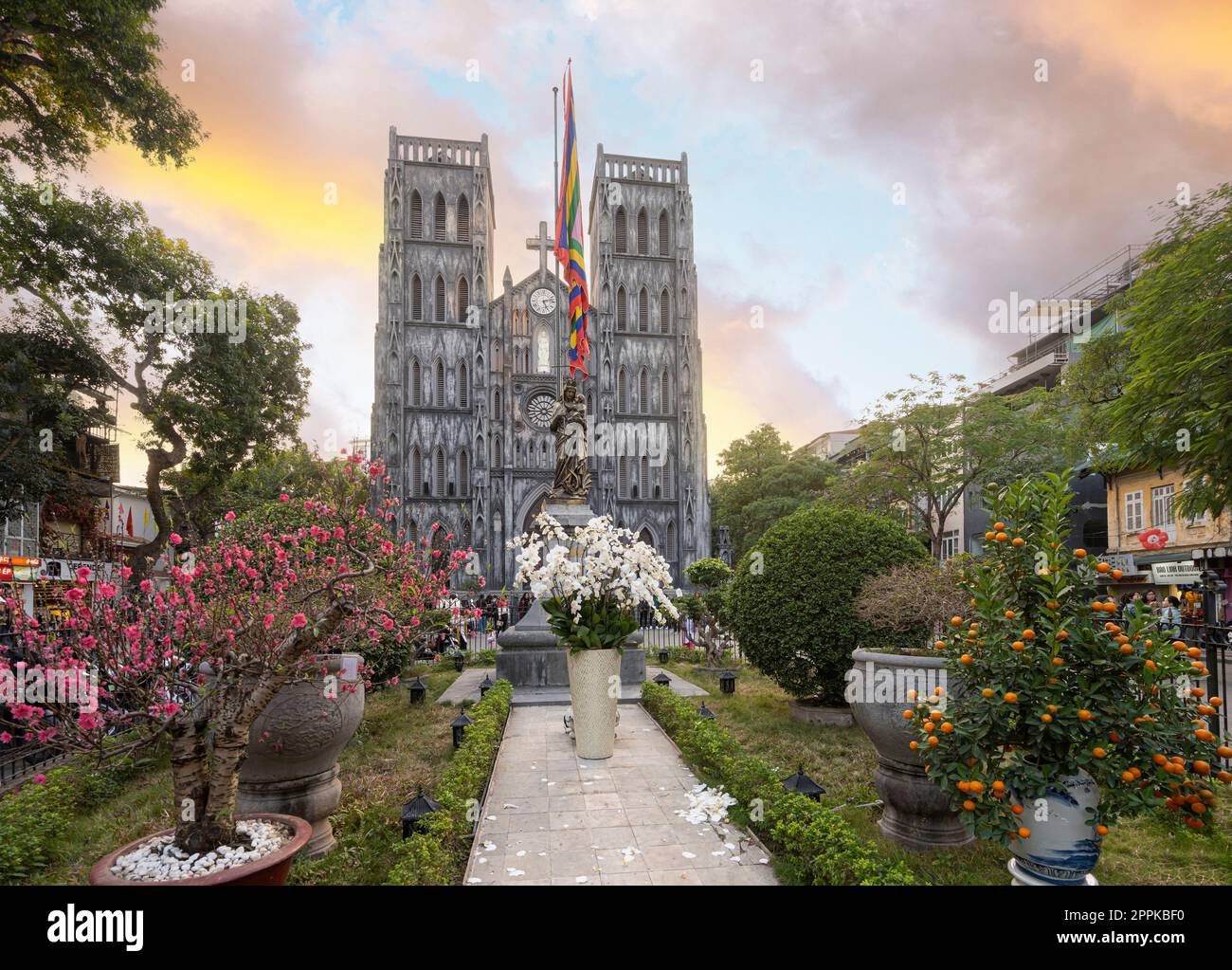 St. Joseph catholic cathedral in Hanoi, Vietnam Stock Photo - Alamy