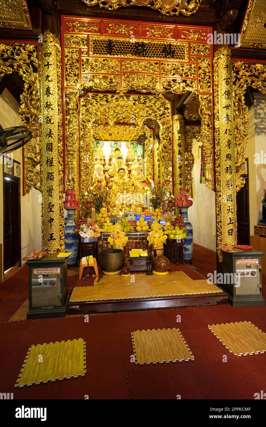 Buddist temple green hi-res stock photography and images - Alamy