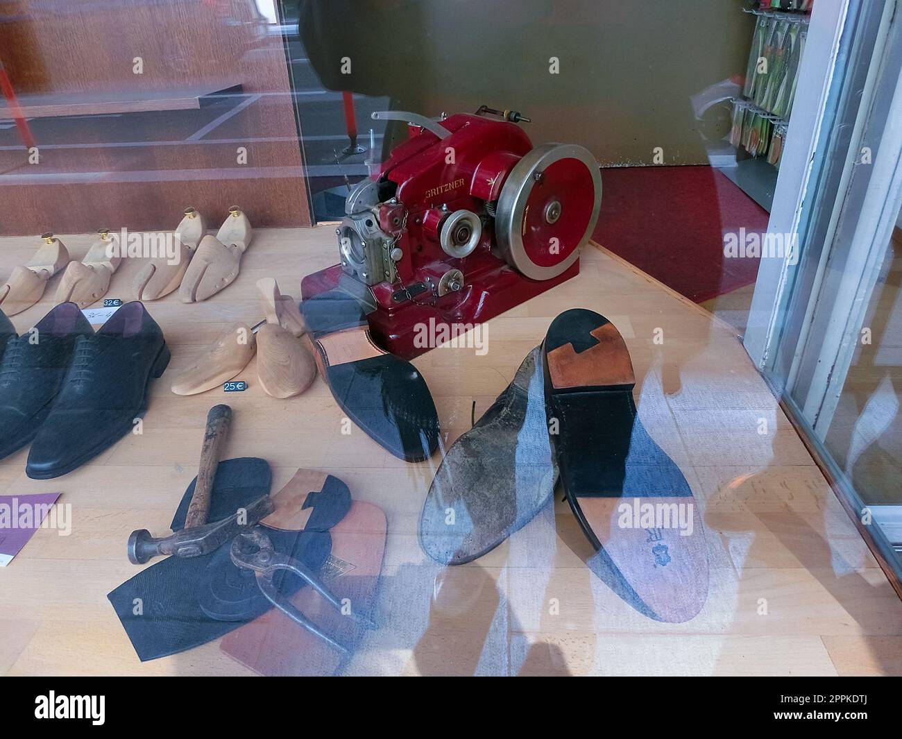 Shoe factory germany hi-res stock photography and images - Alamy