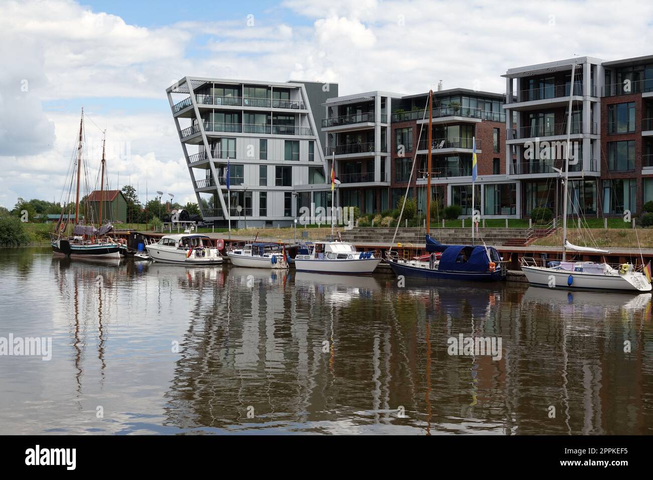 Stade hafen hi-res stock photography and images - Alamy