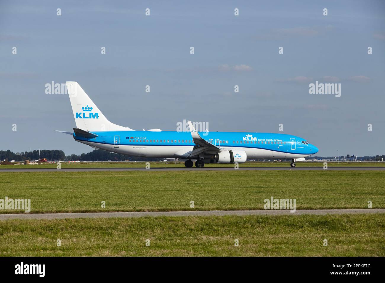 Ph hse boeing 737 hi-res stock photography and images - Alamy