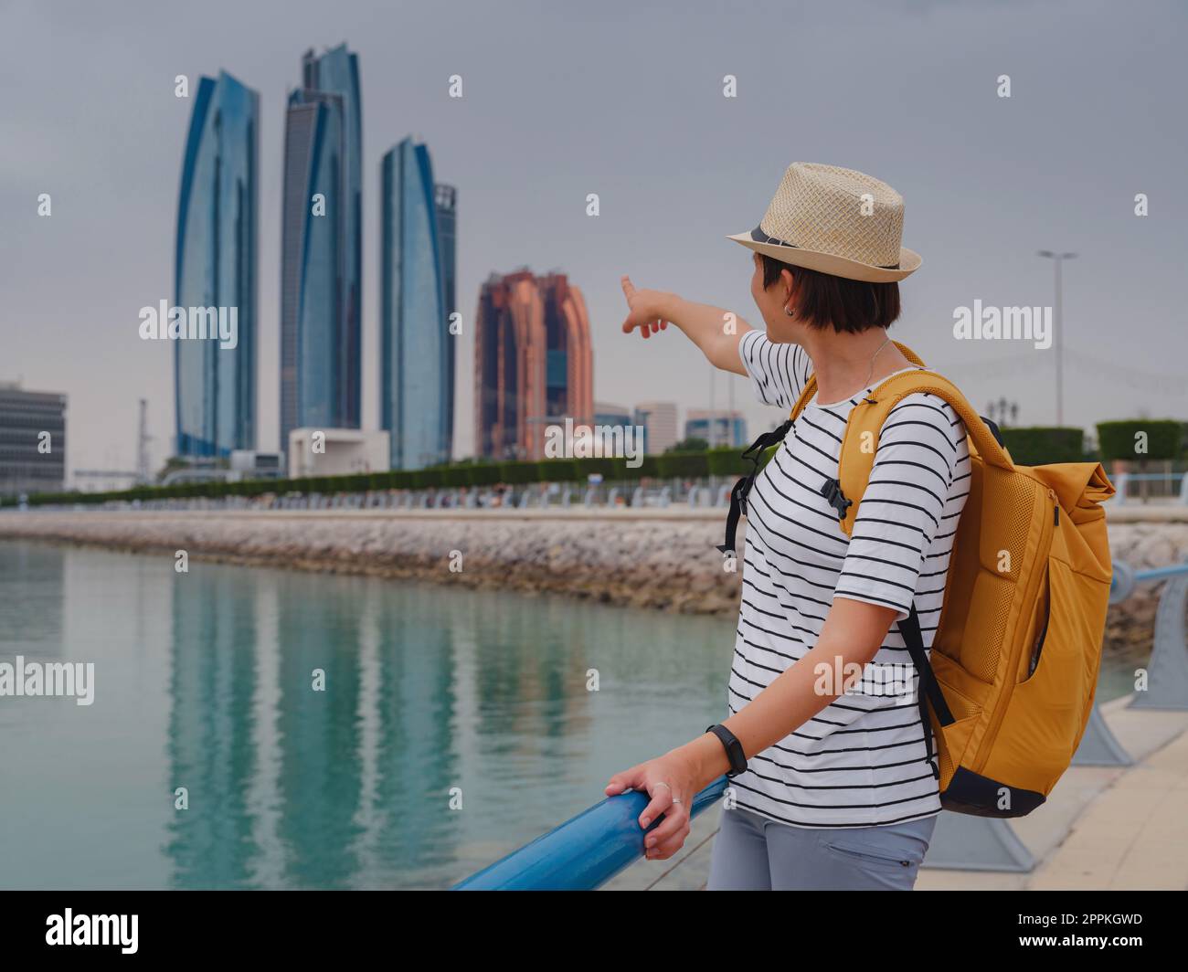 travel to the United Arab Emirates, Happy young asian female traveler ...