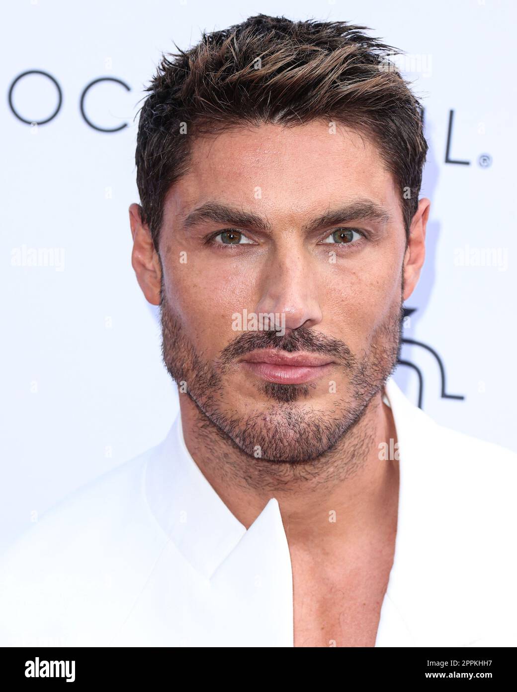 BEVERLY HILLS, LOS ANGELES, CALIFORNIA, USA - APRIL 23: Chris Appleton ...