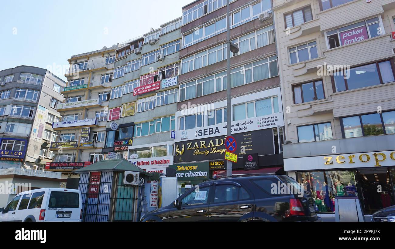 September 14 2022 hi-res stock photography and images - Alamy