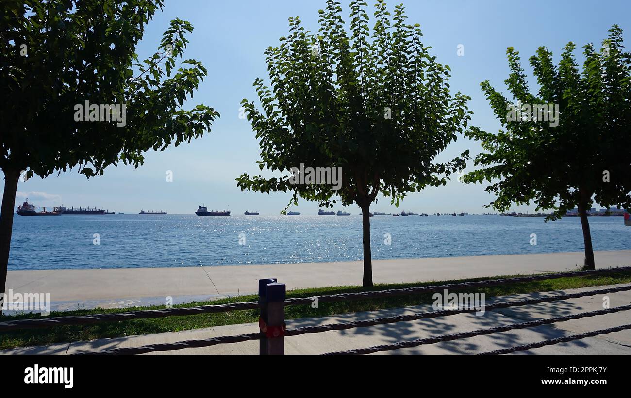 Istanbul, Turkey - Embankment of the Bosphorus Stock Photo - Alamy
