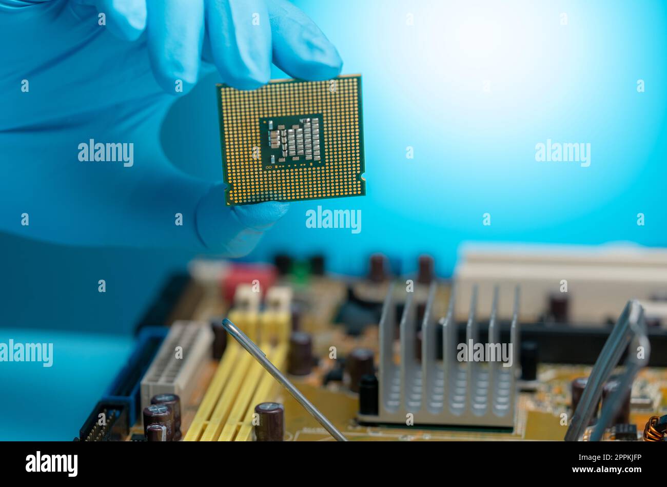 Pc motherboard and components hi-res stock photography and images - Alamy