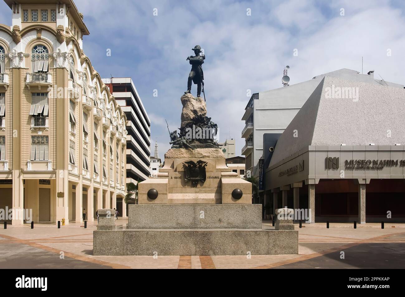 General Sucre statue, Guayaquil, Guayas Province, Ecuador Stock Photo ...