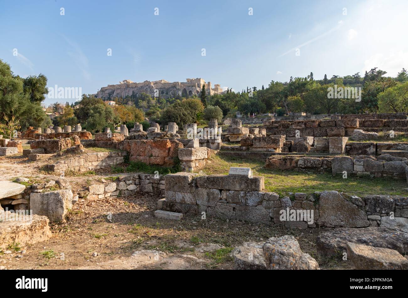 House of Simon and Acropolis of Athens Stock Photo - Alamy