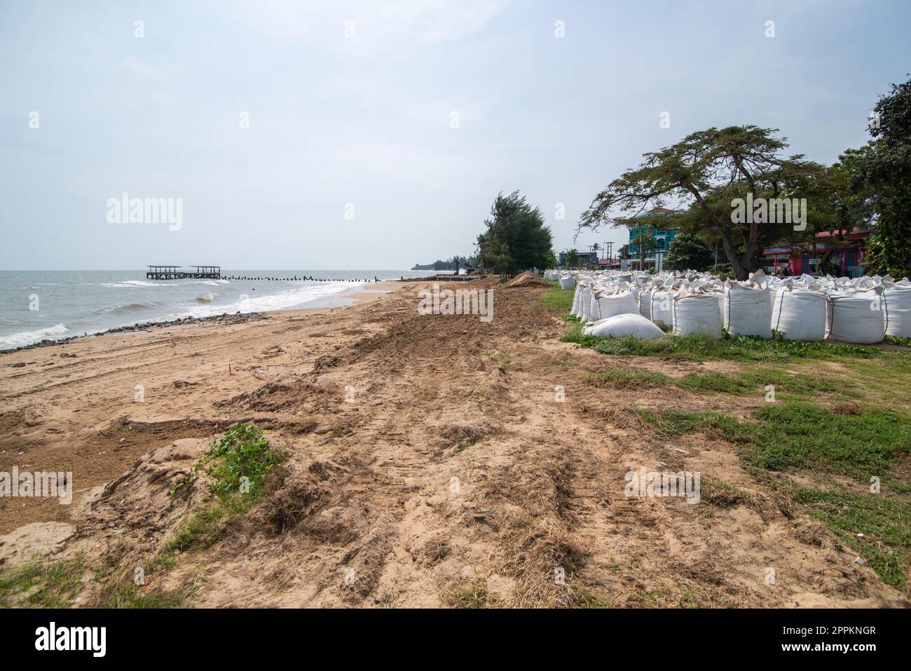 THAILAND PRACHUAP HUA HIN PAK NAM PRAN BEACH Stock Photo - Alamy