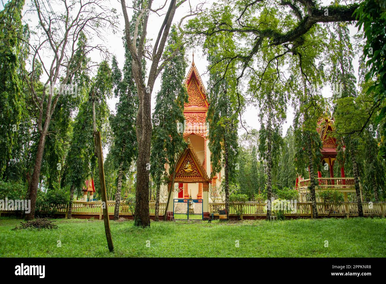 THAILAND PRACHUAP BANG SAPHAN MA RONG CAVE Stock Photo - Alamy